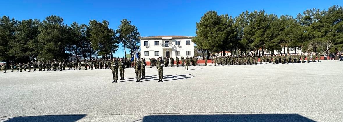 Τελετή ορκωμοσίας της 2023 Α´ ΕΣΣΟ στο στρατόπεδο του Πετροχωρίου ...